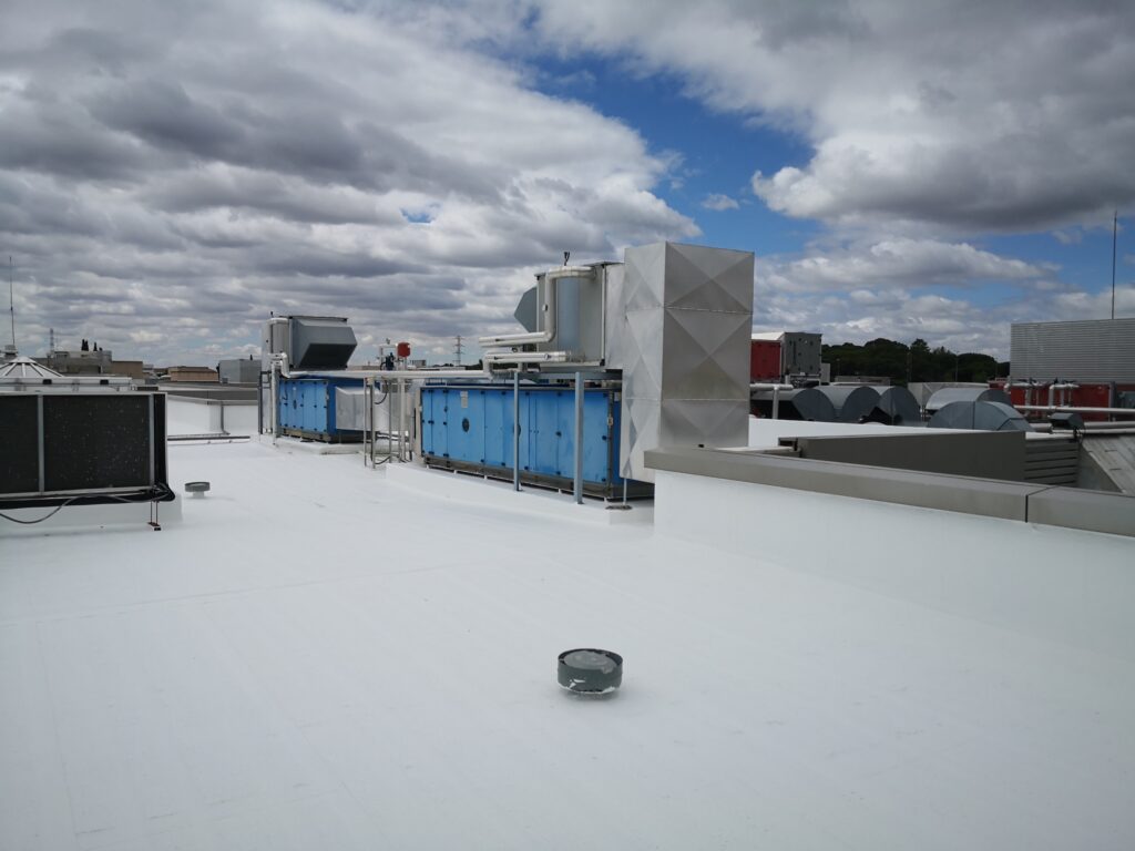 Medical laboratories, Madrid, Spain 2800m2 - COOL-R